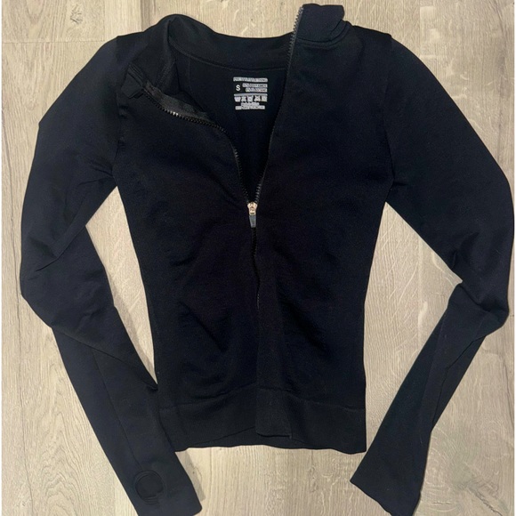 PrettyLittleThing | Tops | Plt Black Snatching Jacket | Poshmark